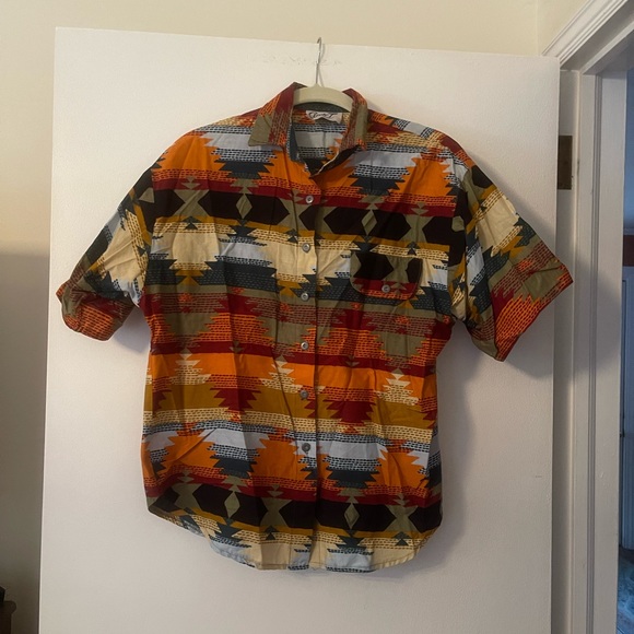 Circle T | Tops | Vtg Circle T Southwest Patterned Button Up Shirt ...